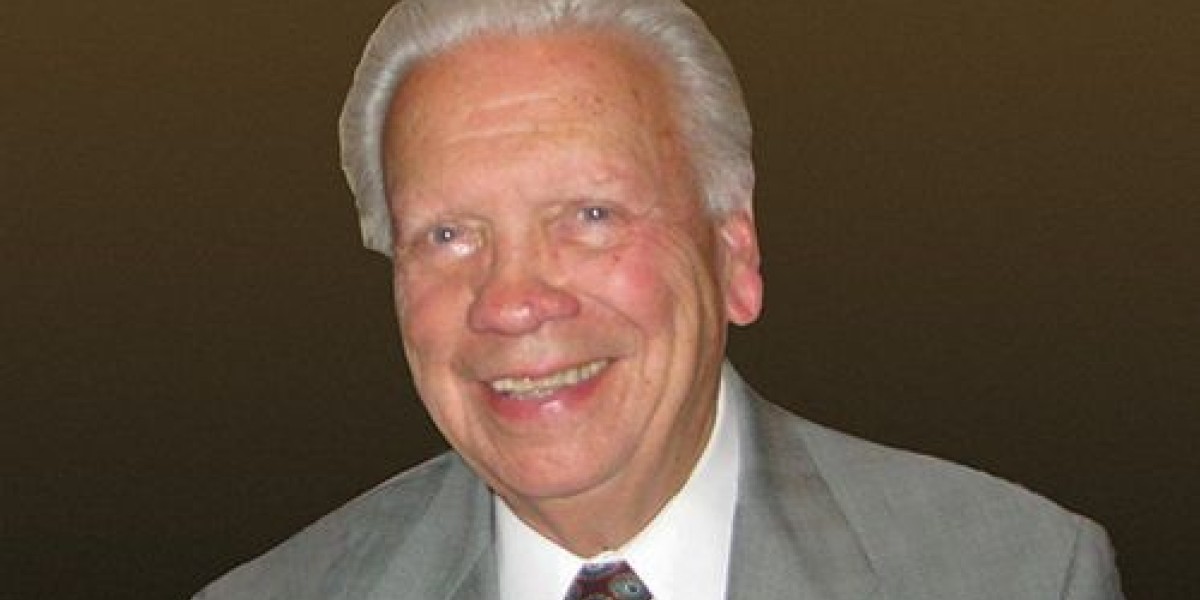 A Moment of Silence for Dr. Harry Hester | Dynamic Chiropractic